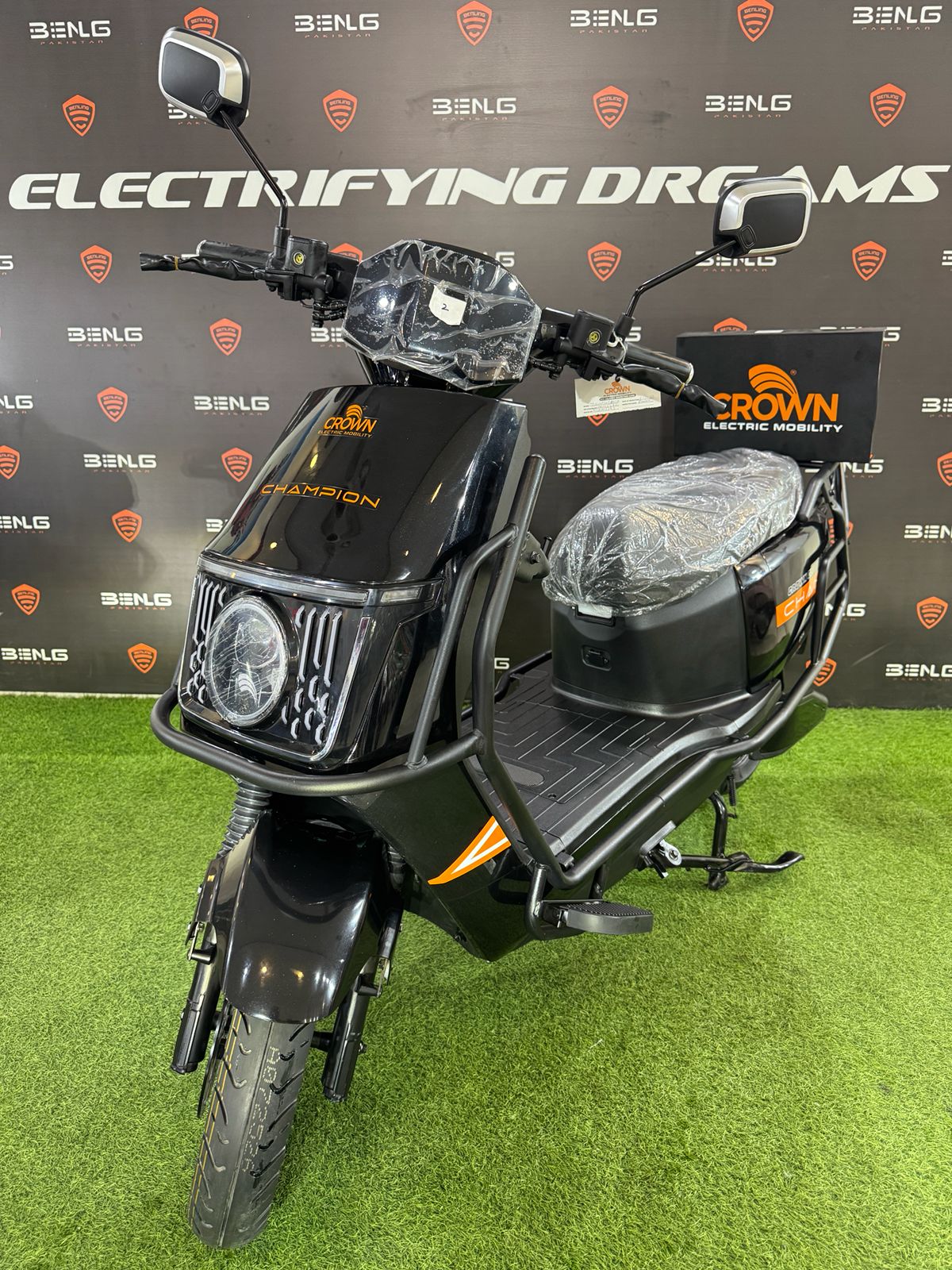 Crown Electric Scooter Champion Lite – Hami Hardware Store